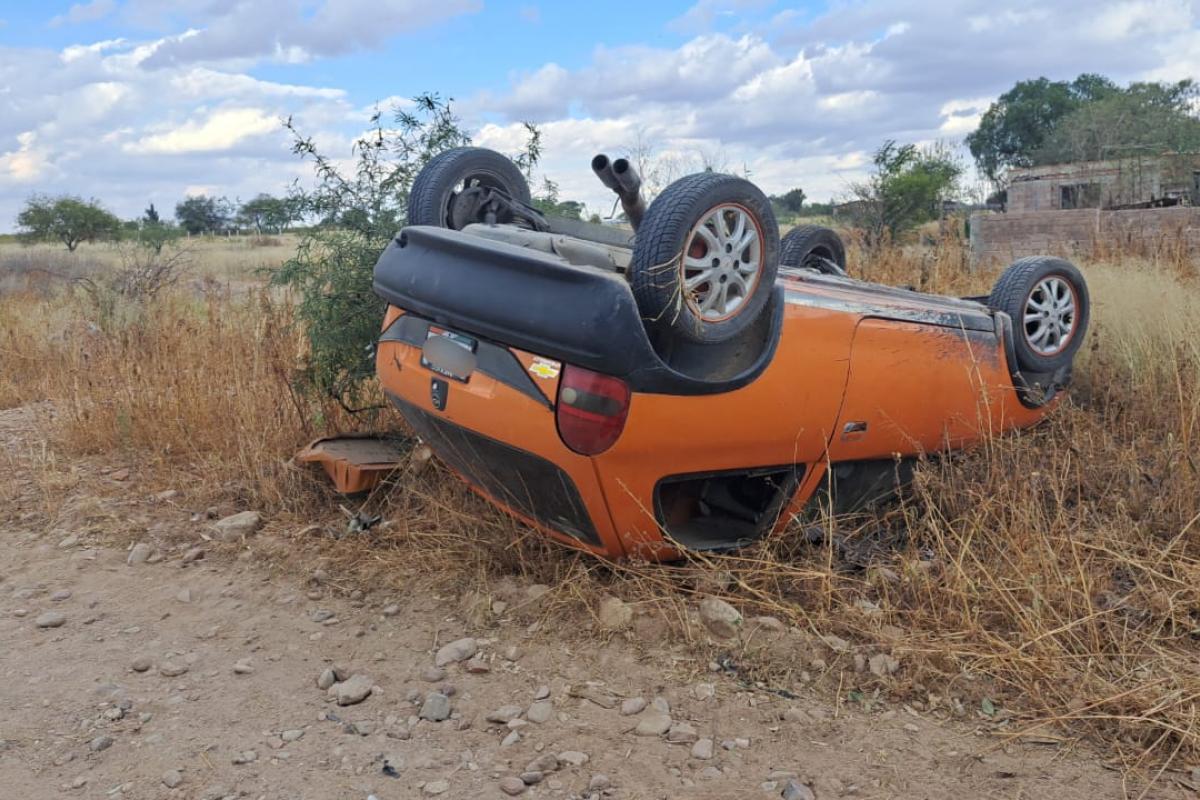 Muere conductor de Chevy al volcar su unidad por el exceso de velocidad | BI Noticias