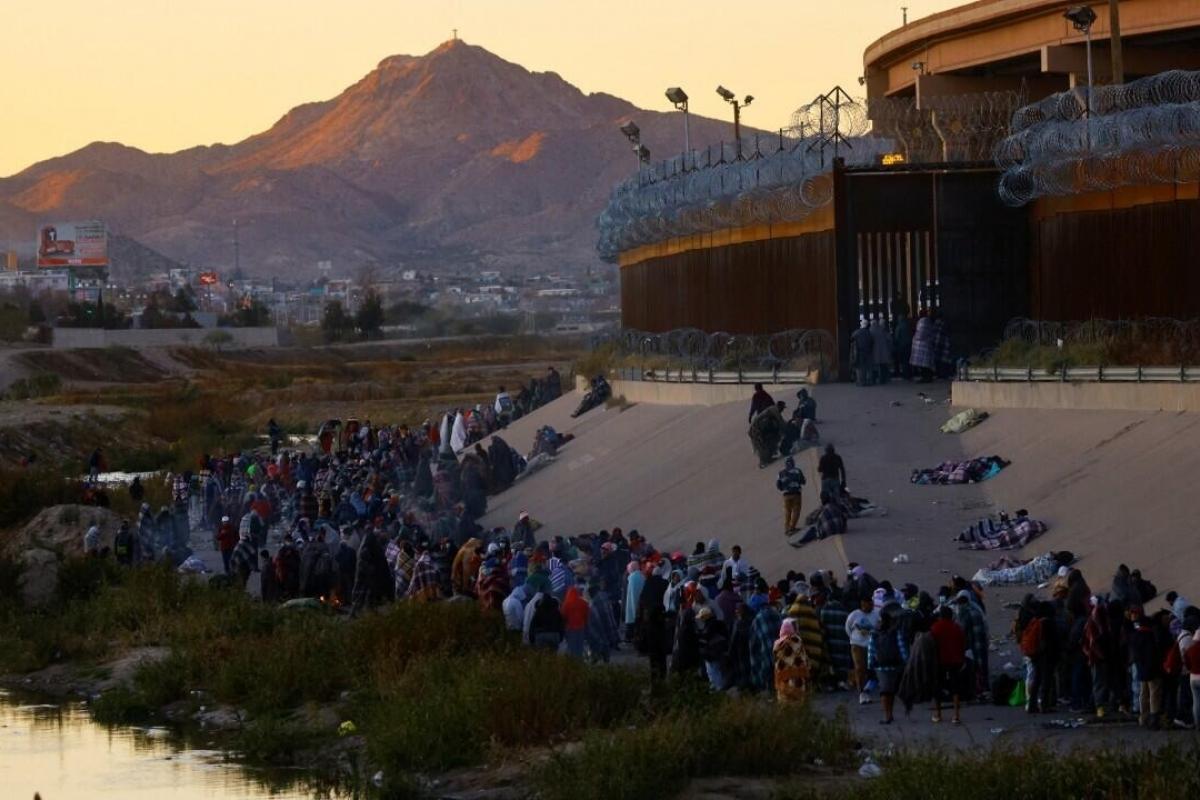Declaran estado de emergencia en Arizona por arribo masivo de migrantes ...