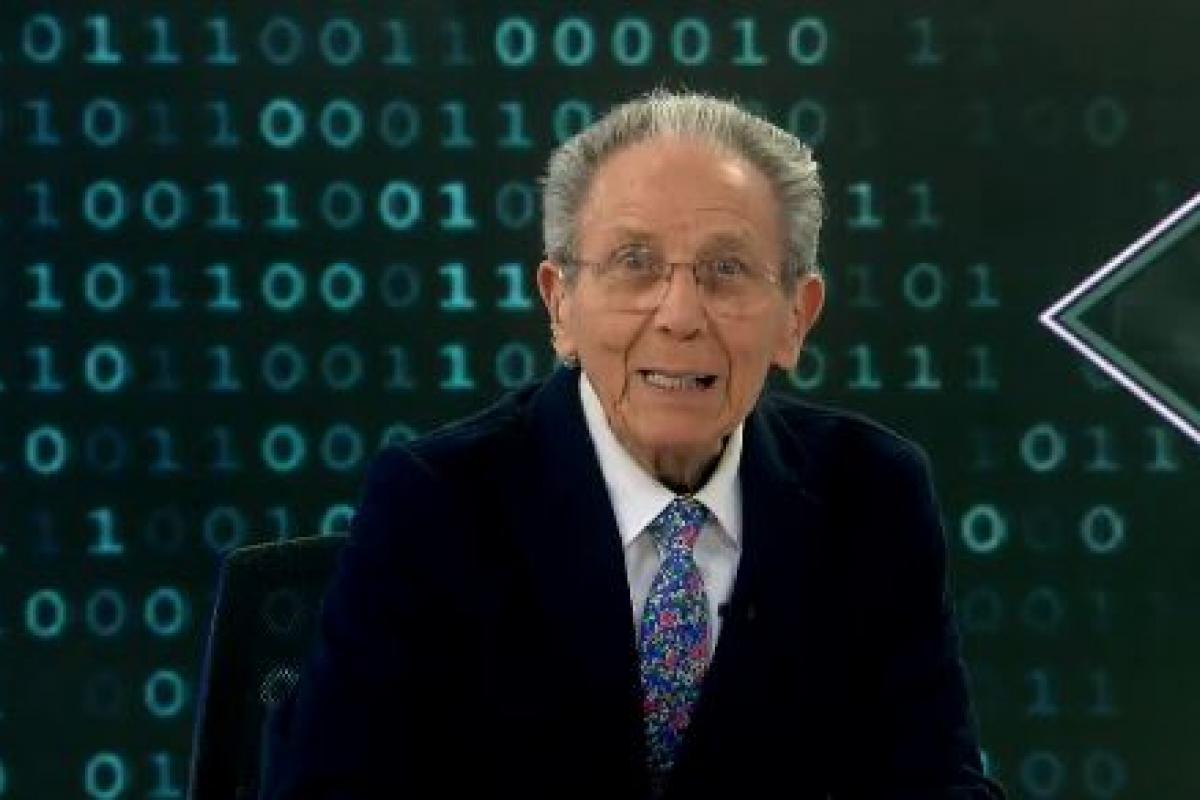 Otorgan Récord Guinness a Héctor Benavides por trayectoria más longeva ...