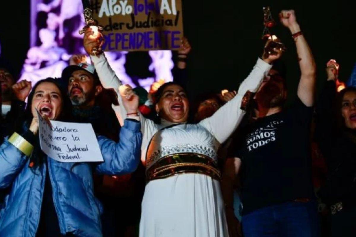 Estudiantes de la Ibero, UNAM, ITAM y CIDE convocan a una marcha contra ...