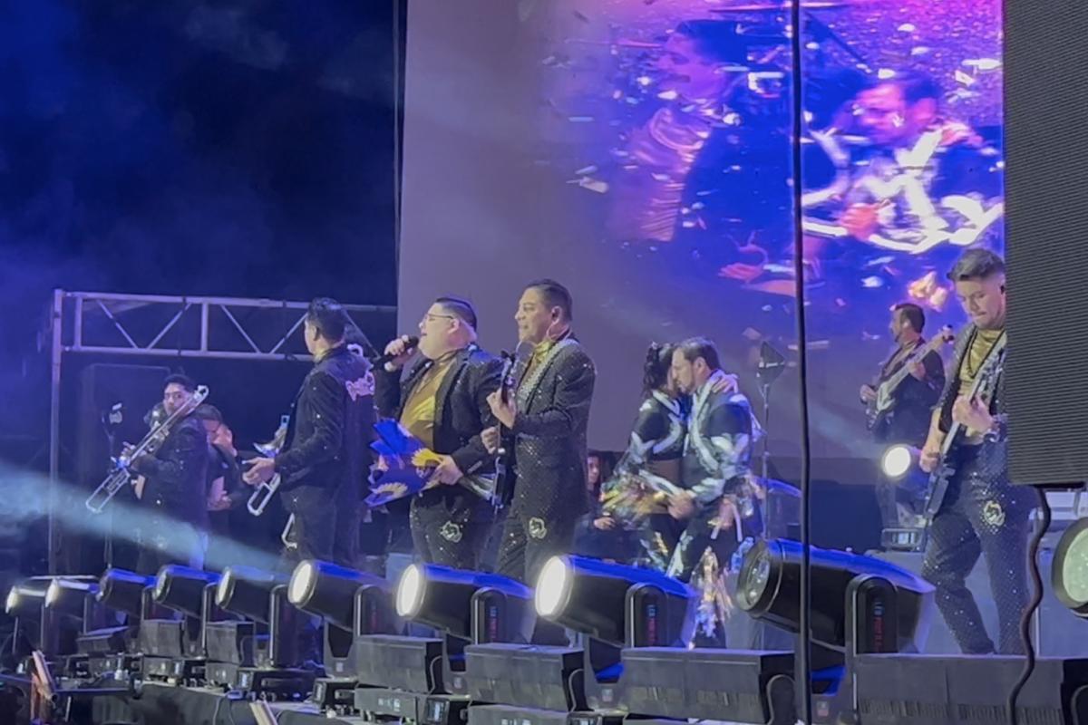 [VIDEOS] Banda Pequeños Musical nos invitó a su concierto de enamorados ...