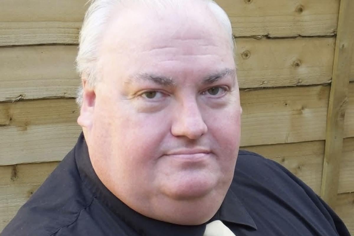 Muere a los 63 años Simon Fisher-Becker, actor de "Harry Potter" | BI ...