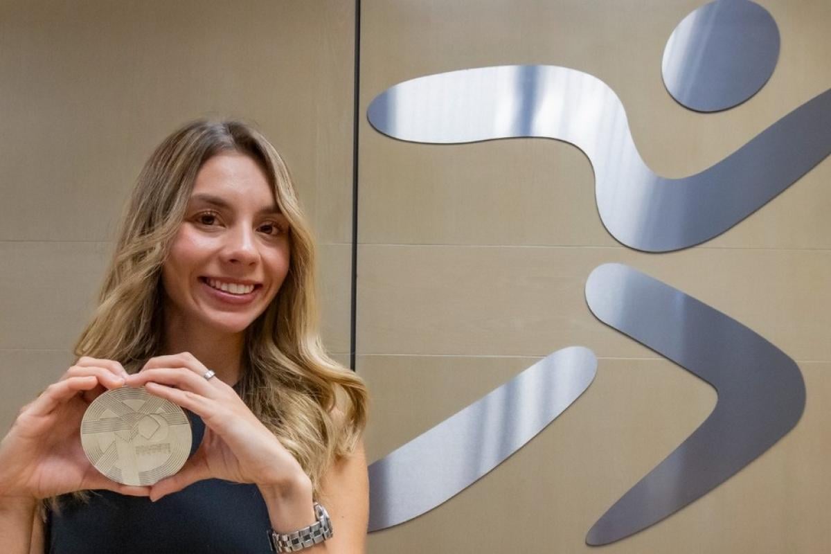 Merecido reconocimiento; Alegna González gana su segundo Premio ...